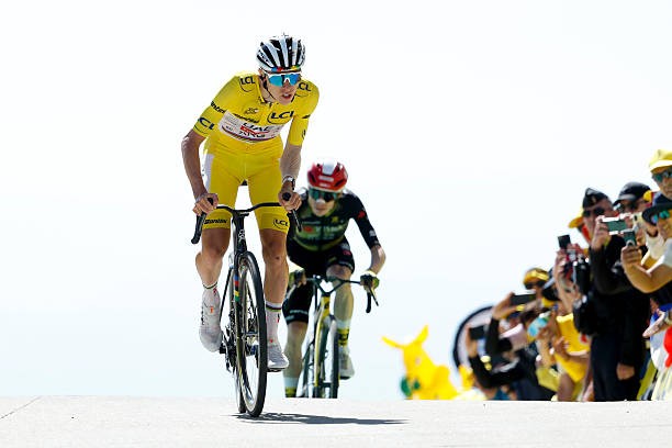 Gregário de Tadej Pogacar revela lesão sigilosa do esloveno no Tour ...