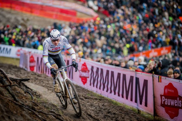 Mathieu van der Poel tem retorno às competições confirmado, Campeão ...