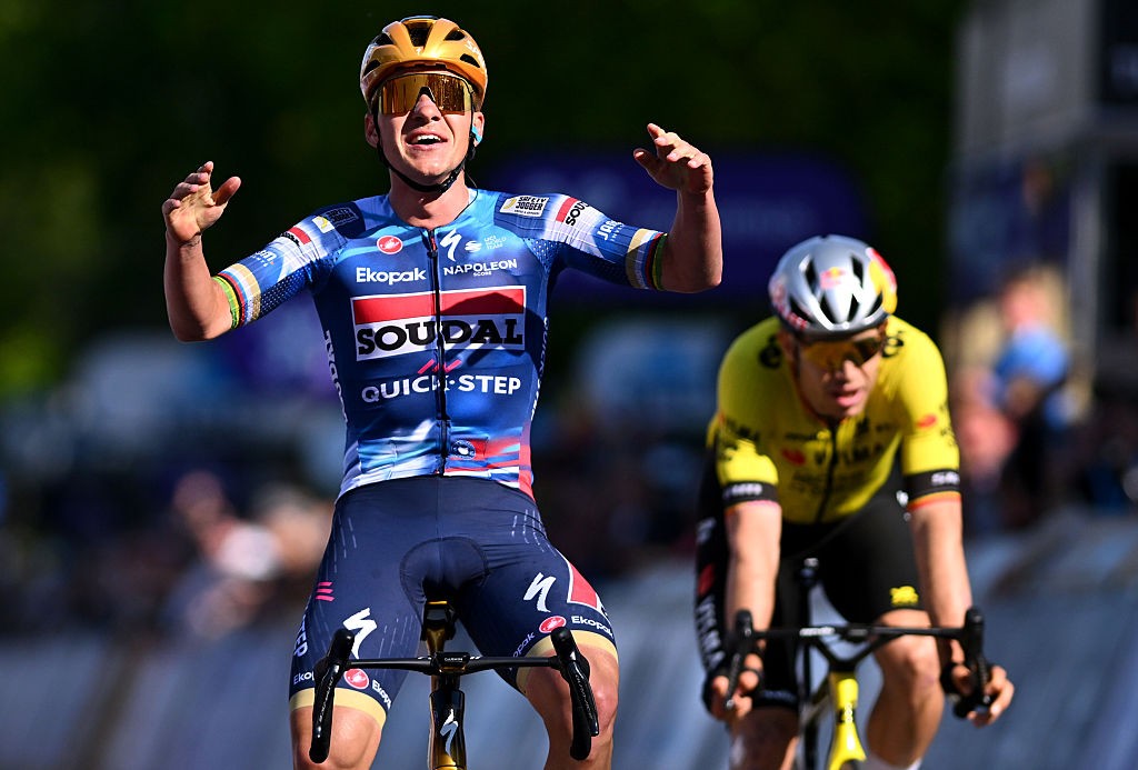 Remco Evenepoel iguala recorde de Johan Museeuw e vence pela 5ª vez o ...