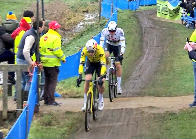 Mathieu Van der Poel vence o Troféu X2O de Loenhout, Van Aert abandona ...