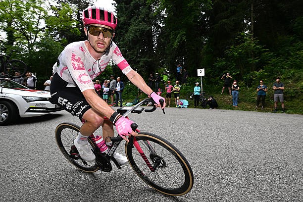 Ciclista da Visma já sabia da aposentadoria de Simon Yates "ele me ...